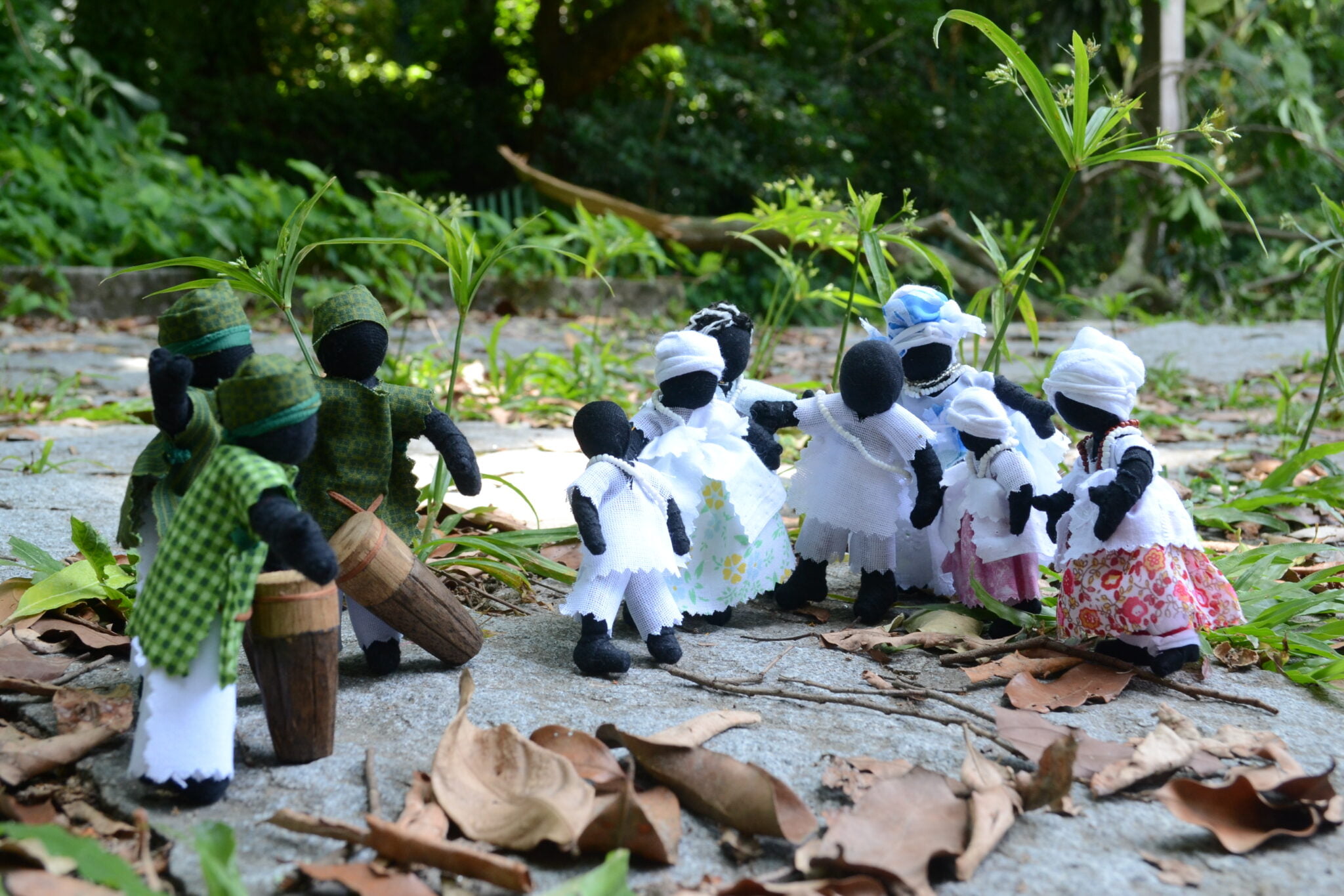 A boneca Abayomi e o perigo de uma única história - Revista Pluriverso